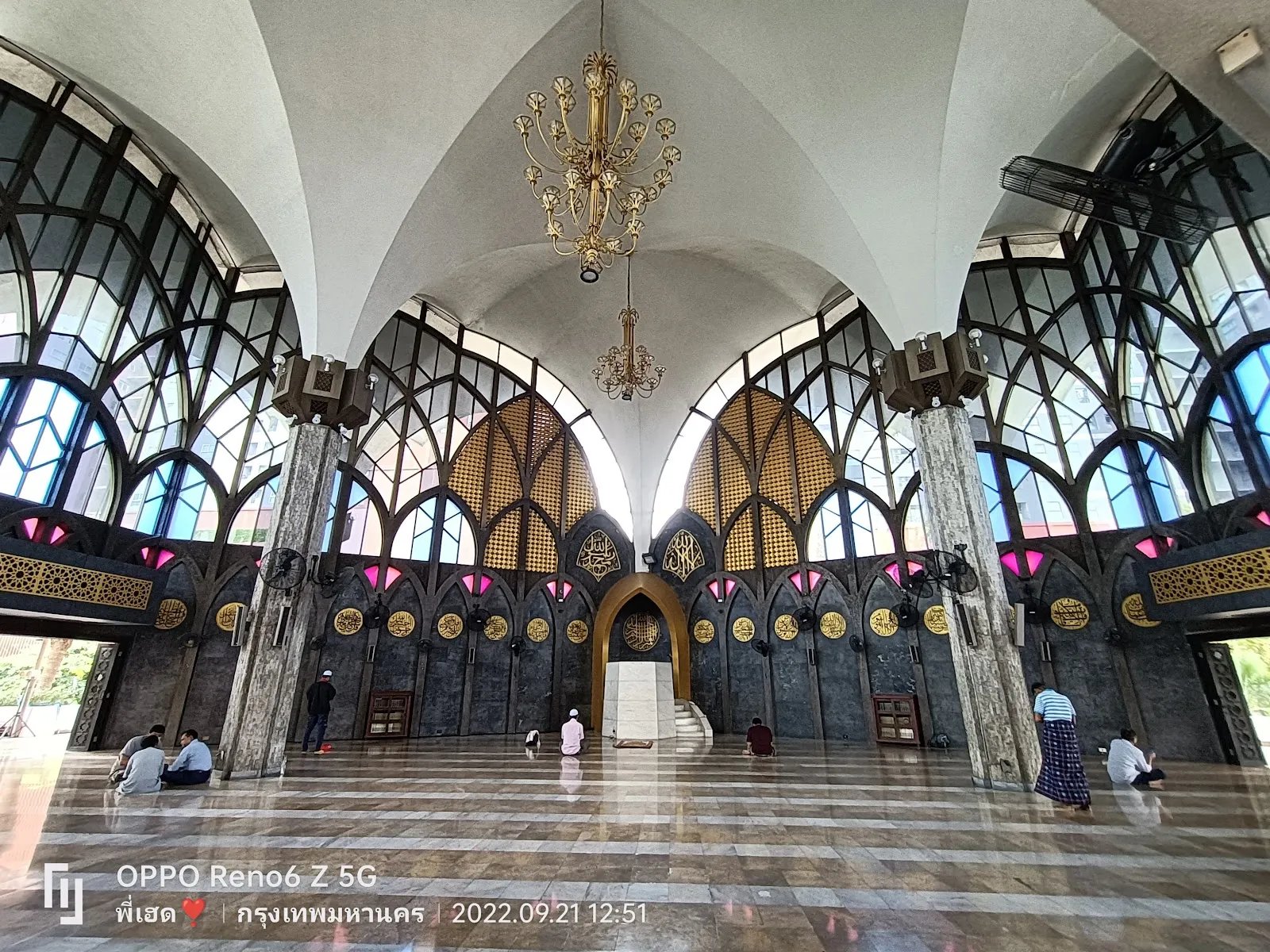 The Foundation Of The Islamic Centre Of Thailand, Masjid dan Mushola di ...