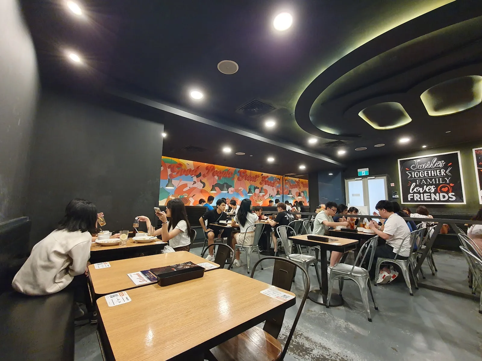 Eighteen Chefs, Bugis Junction, Halal Restaurant in Singapore | Have ...