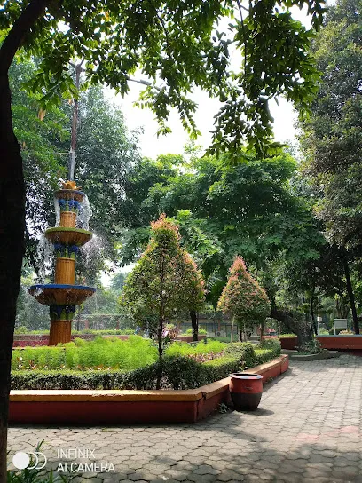 Taman Flora Bratang Surabaya, Halal-Friendly Things to Do in Surabaya ...