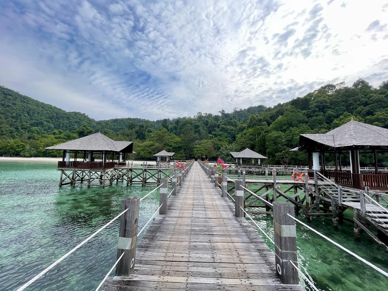 Bunga Raya Island Resort, Penginapan di Kota Kinabalu | Have Halal Will ...