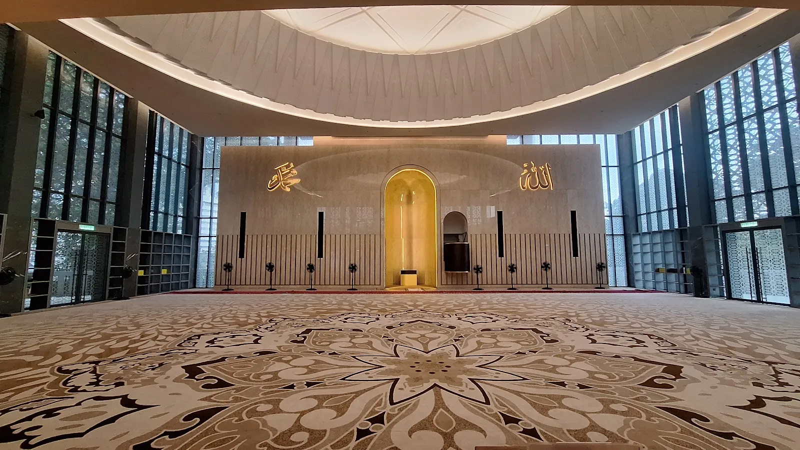 Masjid Merdeka, Mosques & Prayer Spaces in Kuala Lumpur | Have Halal ...