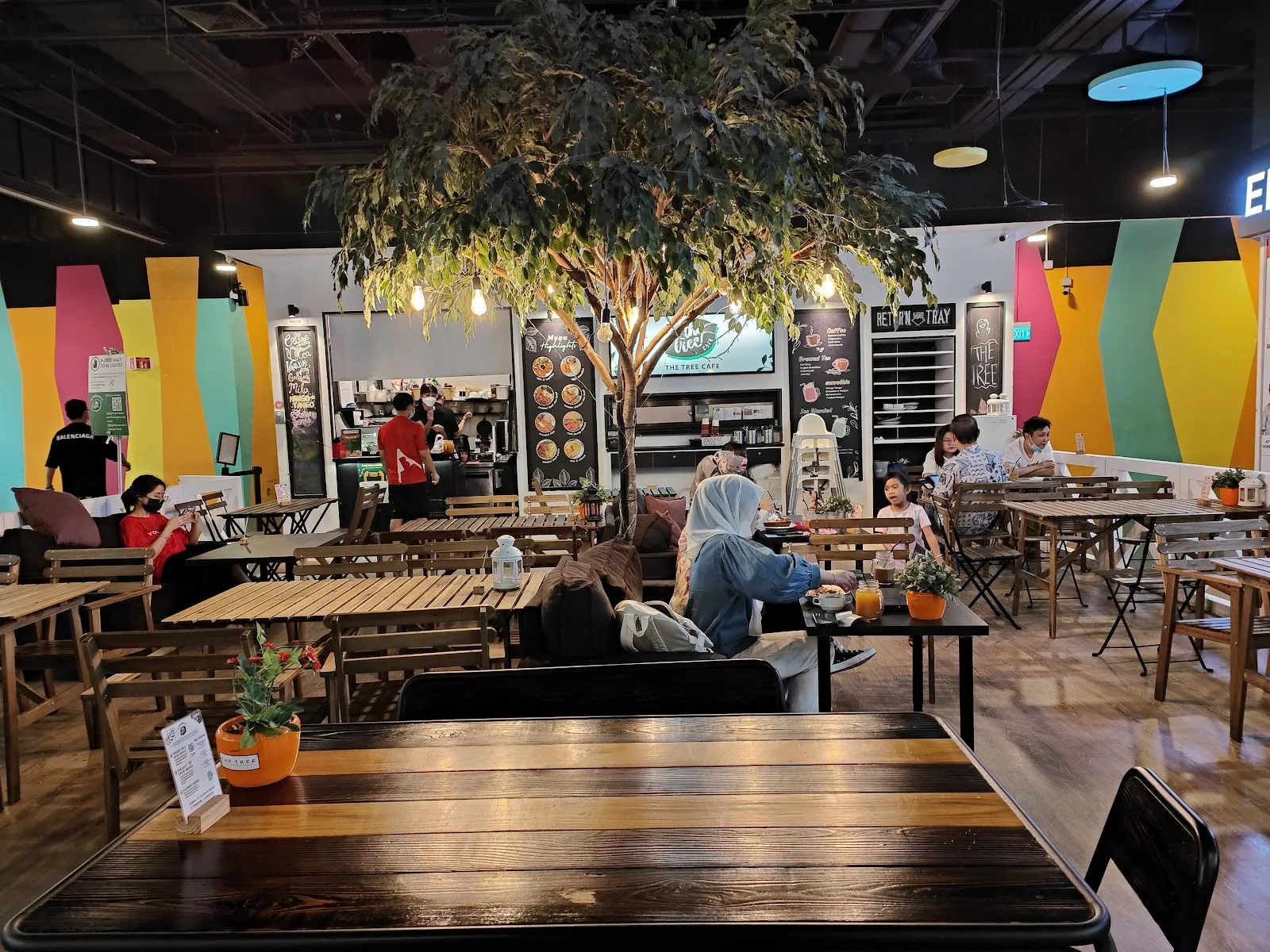 The Tree Cafe, E!Hub, Halal Restaurant in Singapore | Have Halal Will ...