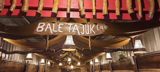 Bale Tajuk Cafe, Halal Restaurant in Lombok | Have Halal Will Travel