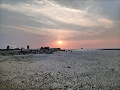 Khar Danda Sunset Point, Halal-Friendly Things to Do in Mumbai | Have ...