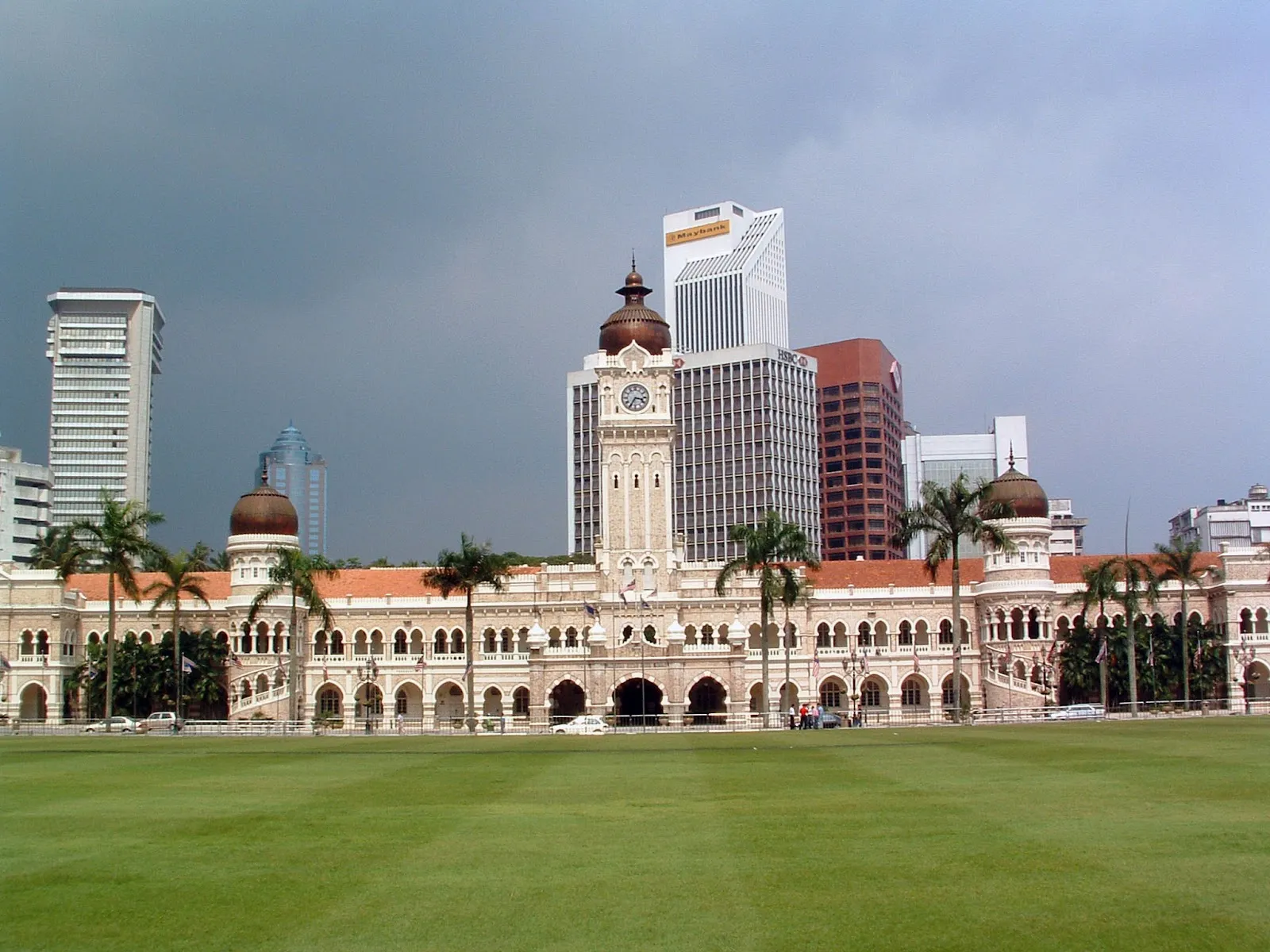 Sultan Abdul Samad Building, Halal-Friendly Things to Do in Kuala ...