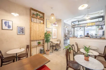 Devotions Café, Halal Restaurant in Paris | Have Halal Will Travel