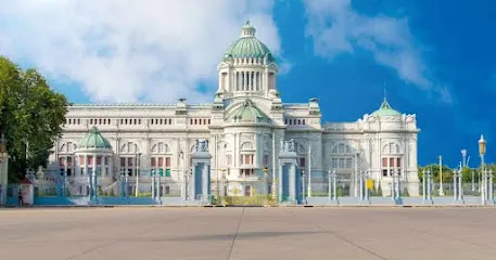 Dusit Palace, Halal-Friendly Things to Do in Bang Kok | Have Halal Will ...