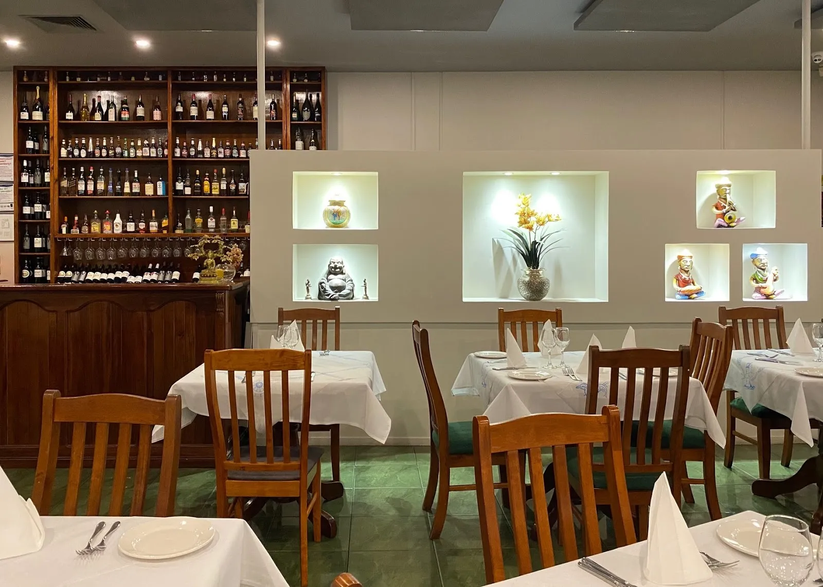 Arya Restaurant, Halal Restaurant in Australia | Have Halal Will Travel