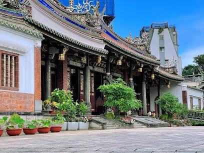 Jiantan Historical Temple, Halal-Friendly Things to Do in Taipei | Have ...