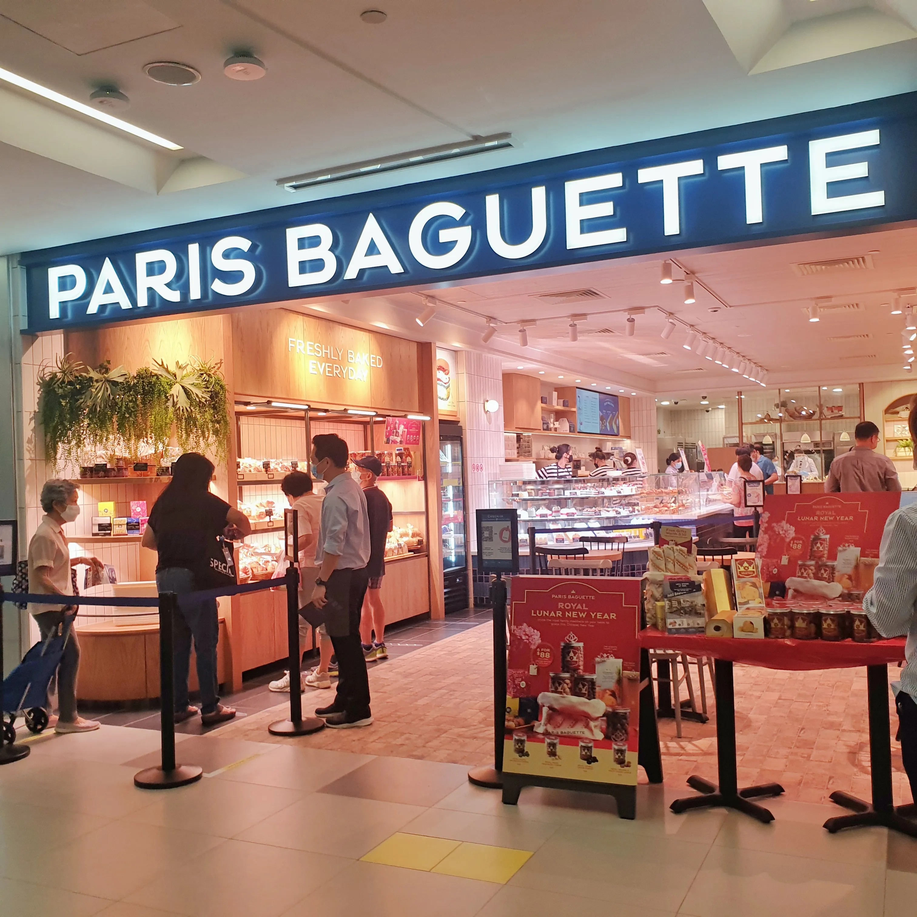 Paris Baguette, NEX, Halal Restaurant in Singapore | Have Halal Will Travel