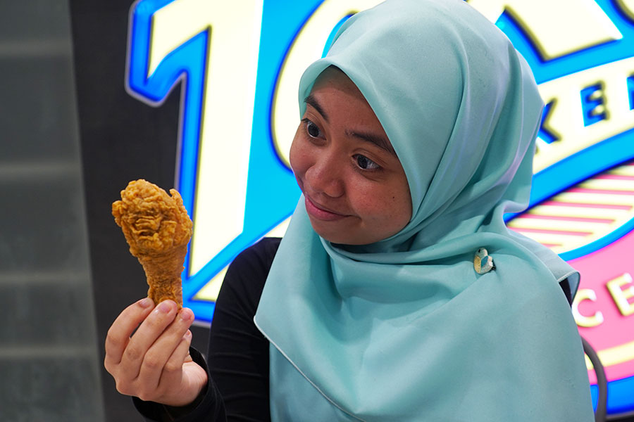 8 Signs You're A Fried Chicken Lover