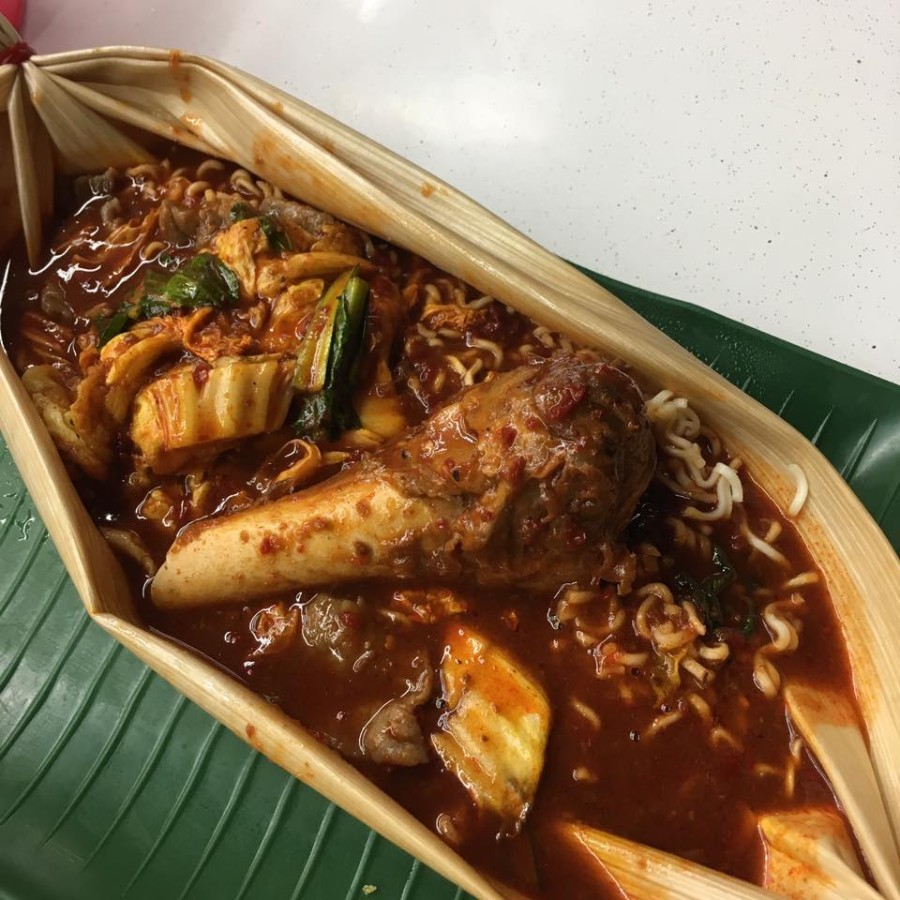 Savour Yummy Noodles In Daun Upeh At This Hidden Gem In Singapore