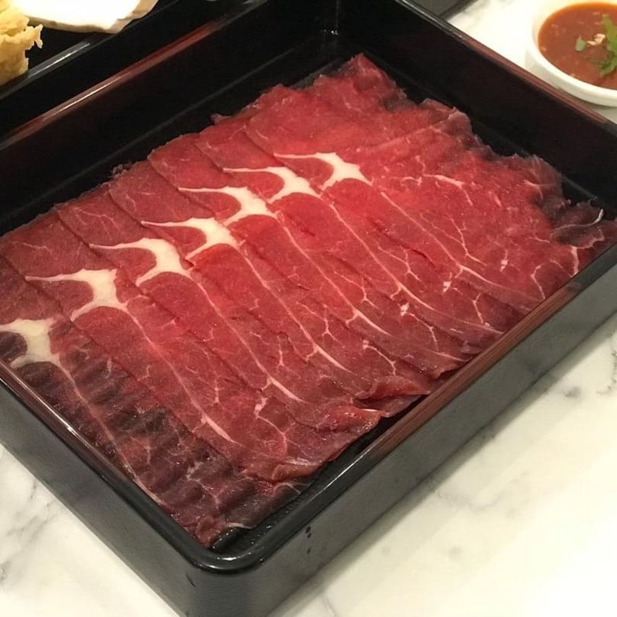 Nuromen Cafe: Say Yes To This Halal Australian Beef Hot Pot Buffet In ...
