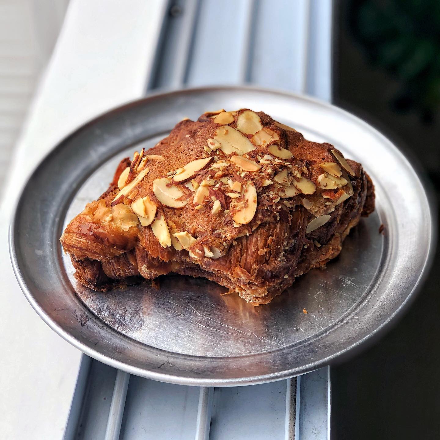 Here Are 4 Quiet, Aesthetic Bakeries For A Rainy Day