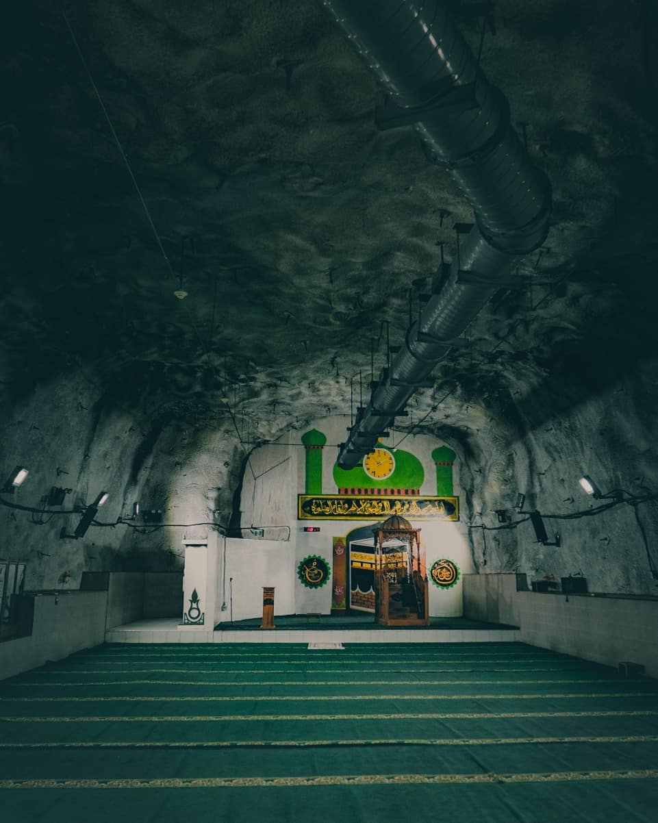 This Mosque in Indonesia Lays 1,700 Metres Below Ground Level, Side by ...
