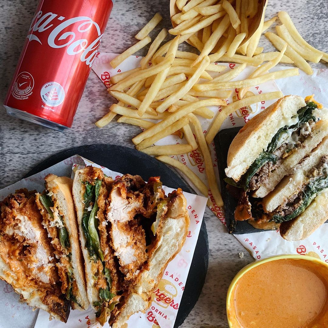 Pasadena Burger: Halal American Dipping Cheeseburger Opens First Outlet ...